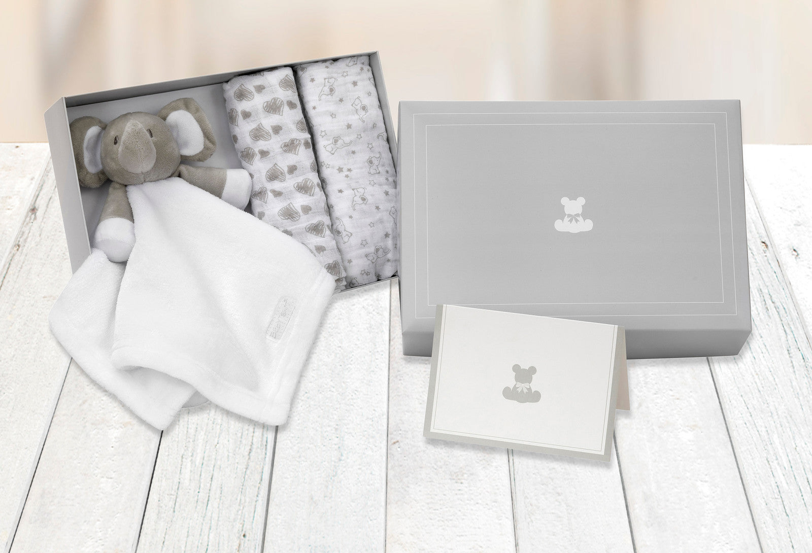 Swaddle Me Gift Box – Babygifts.ie
