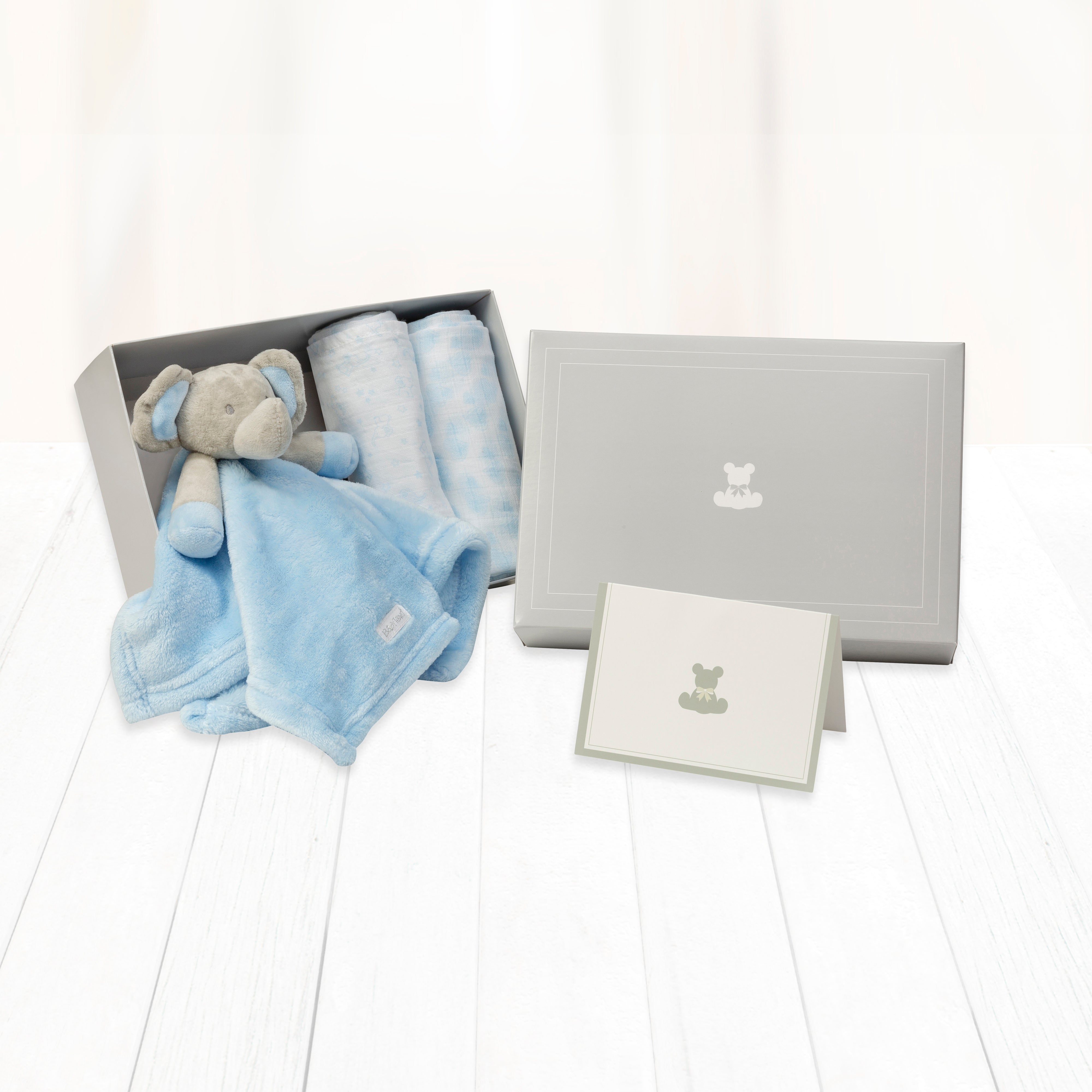 Swaddle Me Gift Box – Babygifts.ie